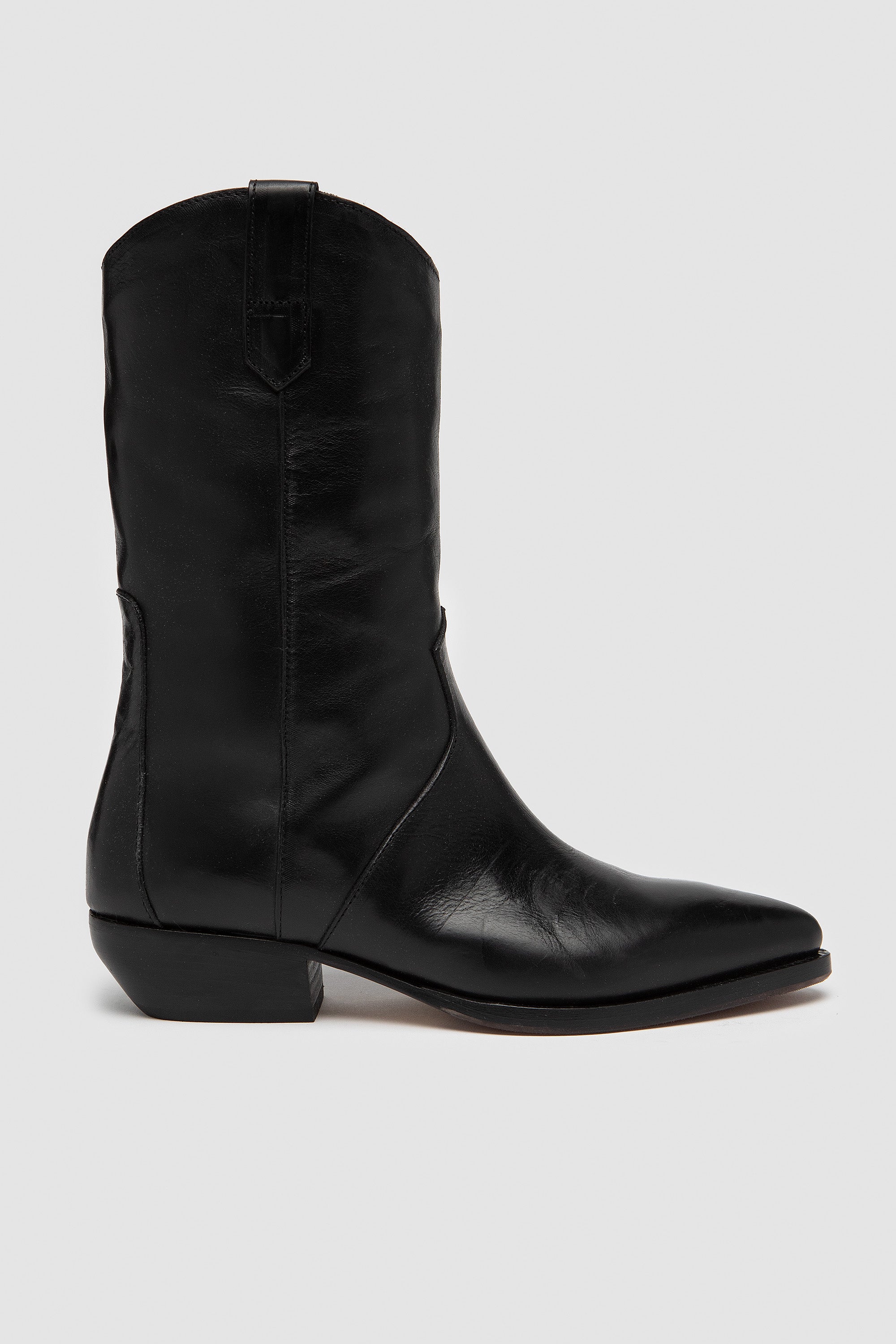 Woman leather boot. Elia Maurizi